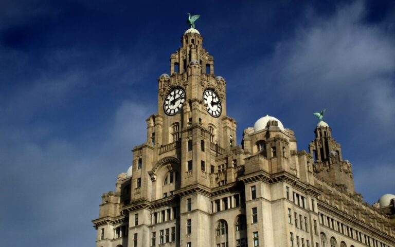 Liverpool Mascot: Mighty Red the Liver Bird – Club Fans